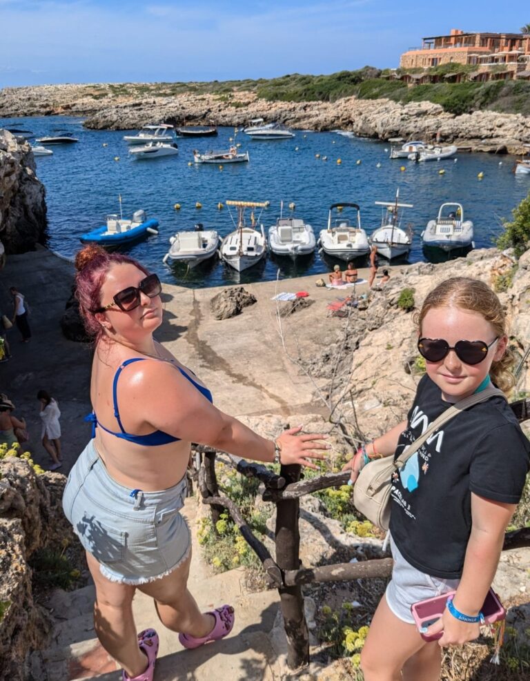 Bespoke Sofas Sussex: Craftsmanship at Its Best